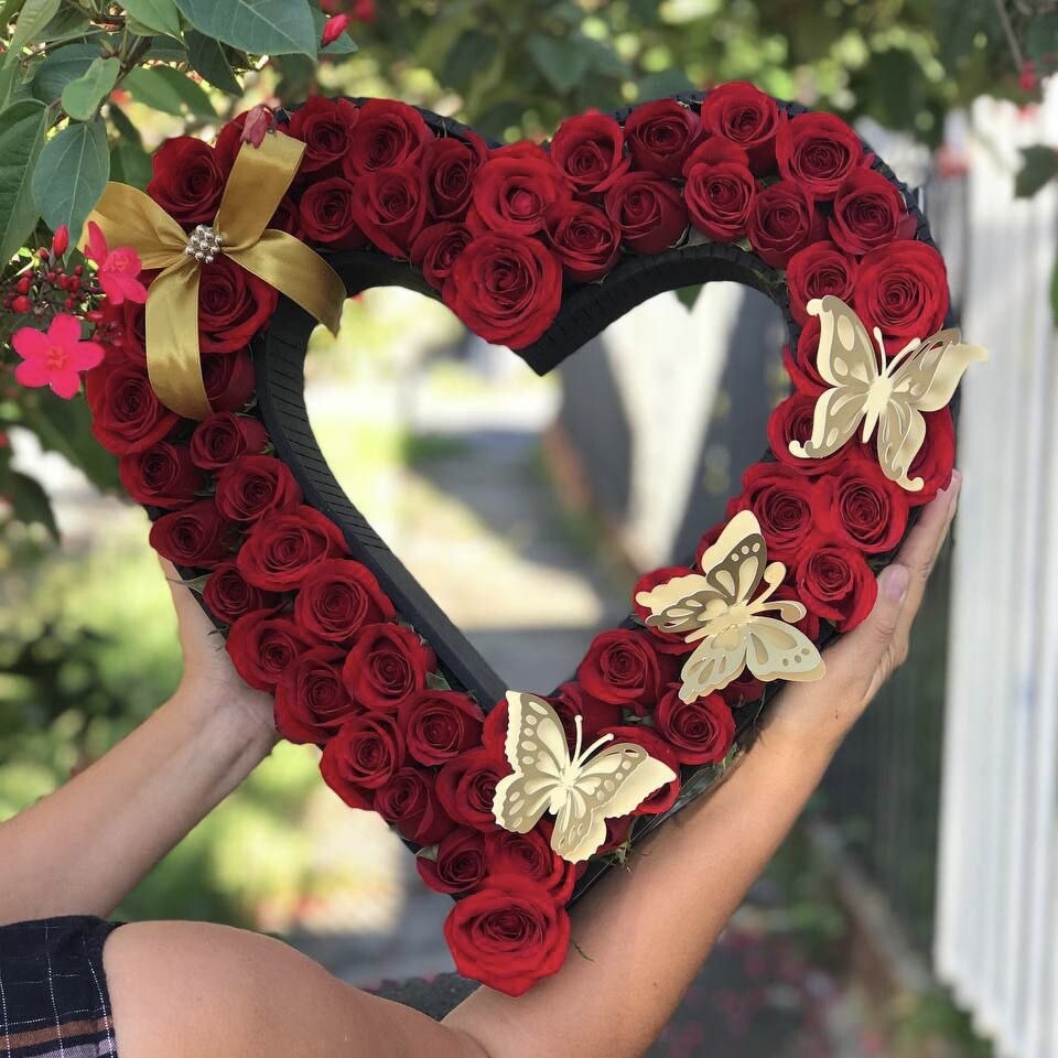 Corazón Con Rosas Rojas 40 Cm Alto Luxury Roses Floristería Y